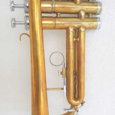 Trompeta antigua de los años 70-80. Magnífico instrumento musical.