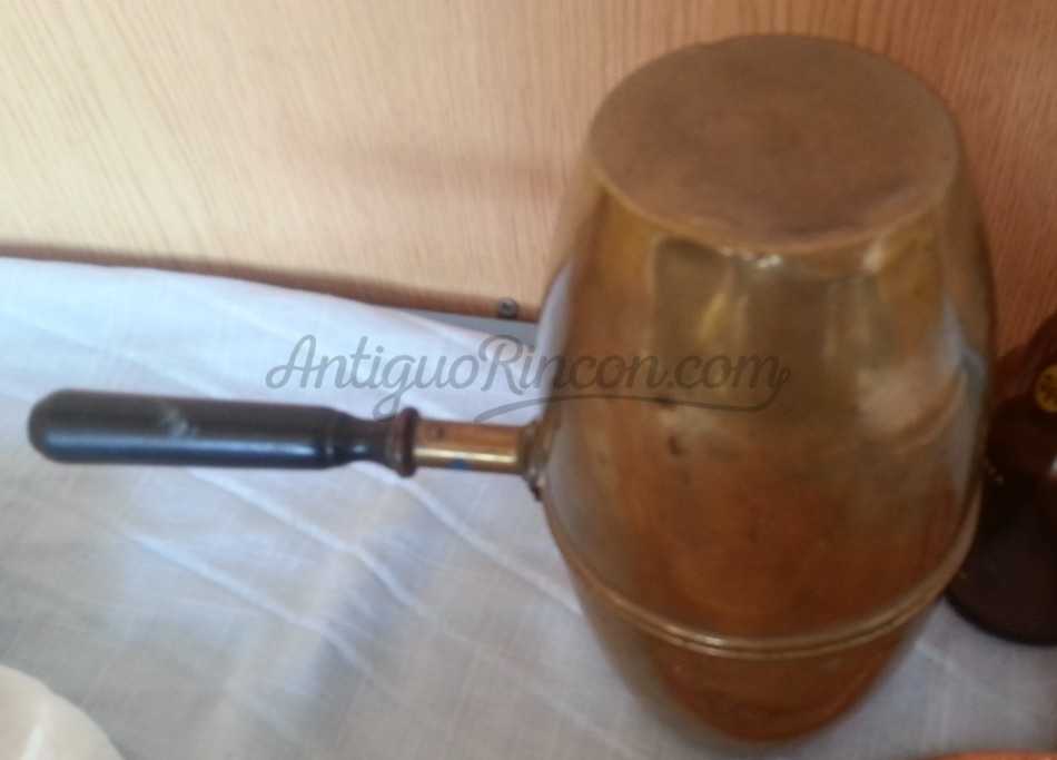 Cafetera antigua. Curiosa. Años 60-70. Origen americano.