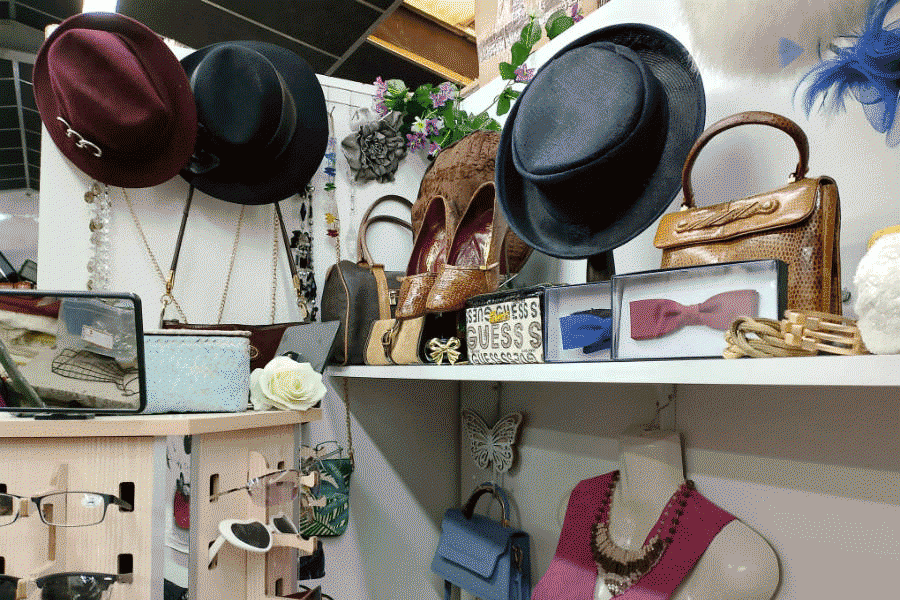 Alquiler de Atrezzo y Mobiliario, Antigüedades, Curiosidades